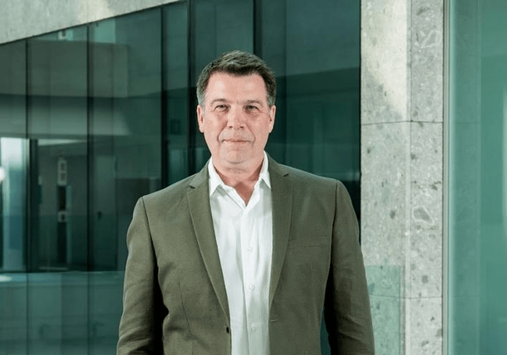 The red wave becomes a low tide | Department of Social and Political ...